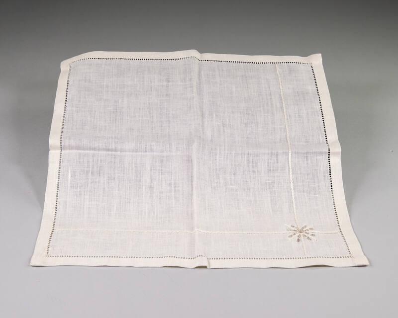 Egyptian Linen Napkins – All Artifacts – Barack Obama Presidential ...