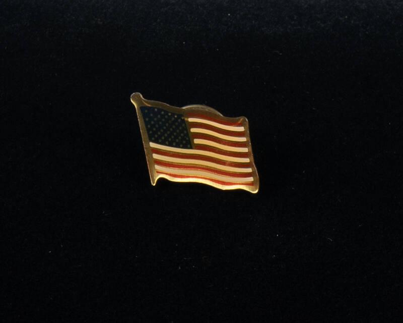 US Flag Lapel Pin – All Artifacts – Barack Obama Presidential Library ...
