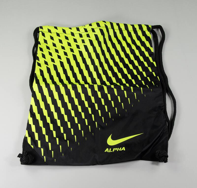 Nike Alpha Drawstring Bag – All Artifacts – Barack Obama Presidential ...